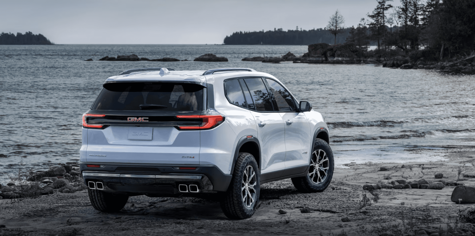 2024 GMC Acadia - All New 3-Row Family SUV with Off-Road Capability