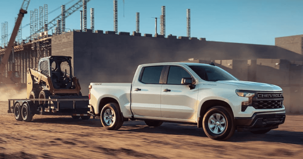 Choosing the Ideal GMC Sierra Work Truck for Your Business | Cavender ...