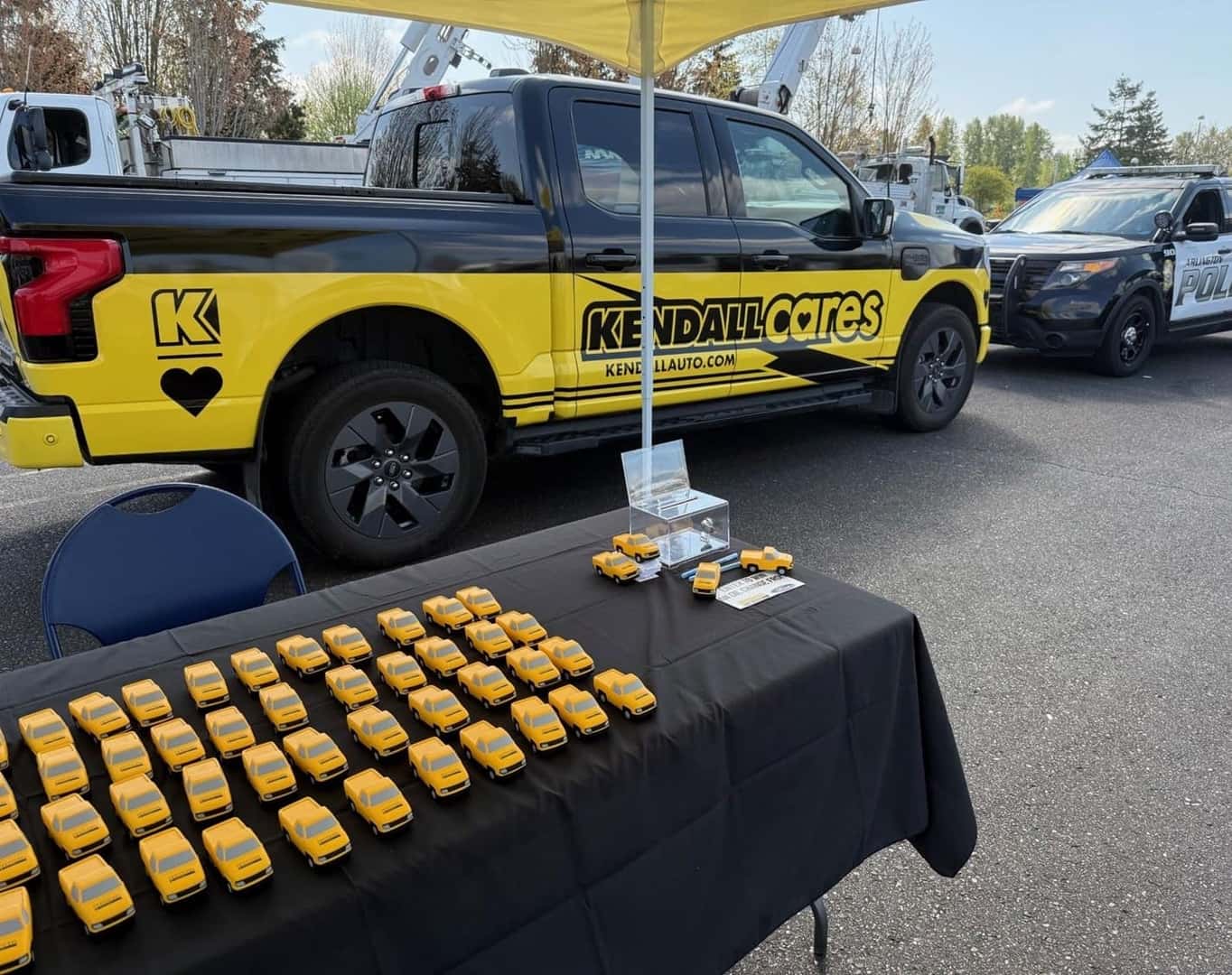 Kendall Auto Washington attends Naval Station Everett's Touch-A-Truck ...