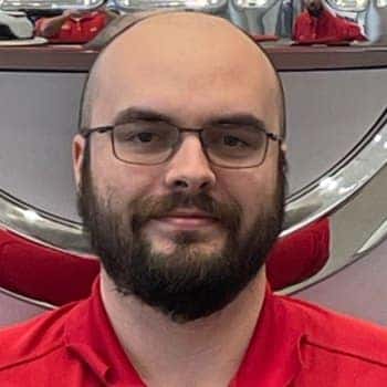 Kelly Nissan of Woburn Staff | Woburn Nissan Dealer