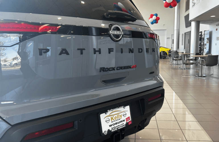 Rugged and Bold: 2024 Nissan Pathfinder Rock Creek
