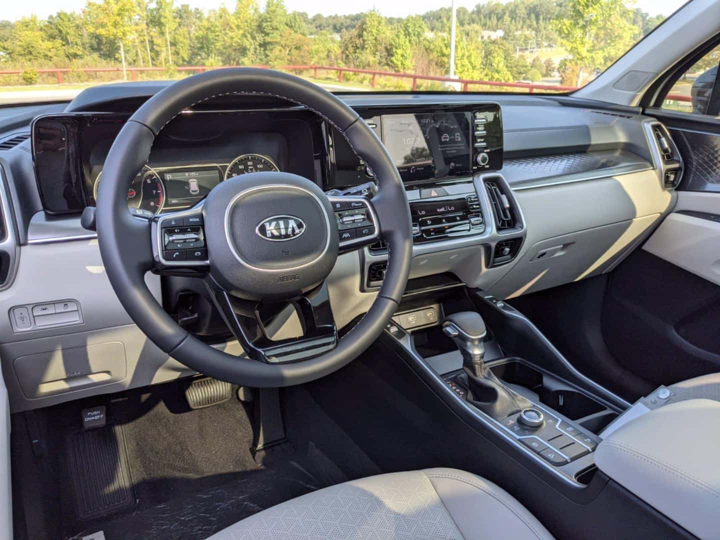2021 Kia Sorento Trim Levels in Little Rock, Arkansas | Landers Kia